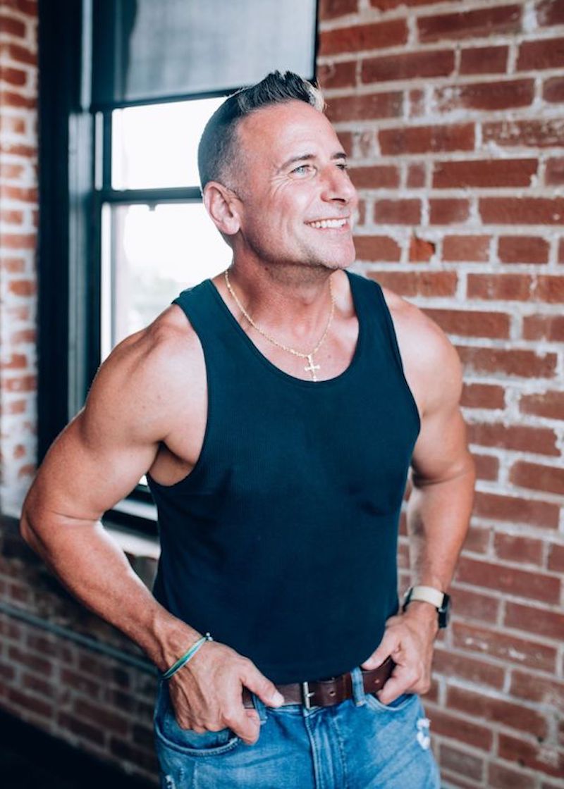 Scott Russell, in TX – Moxie Talent Agency